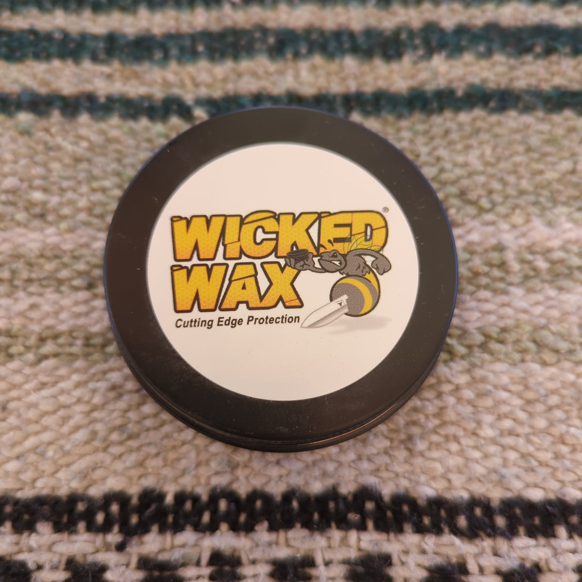 Wicked wax – 7Forge Knives