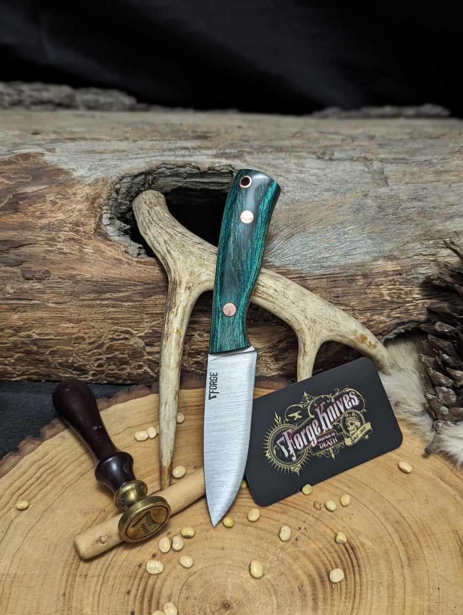 Custom Little Bushcrafter green liberty wood – 7Forge Knives
